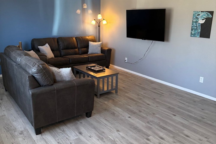 Carroll Park House With Game Room. 3 Br 2 Bath Fully Renovated Near Park - Alamosa, CO