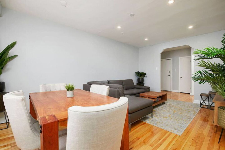 Spacious & Trendy 2br Live Montreal - LaSalle