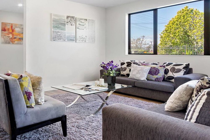 Parkside Elegance On Puoro St Near Shopping Centre - Auckland