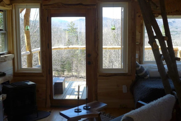 Cozy Warm Treehouse With Amazing Views!  Winter Paradise! Hike From Cabin - Vermont