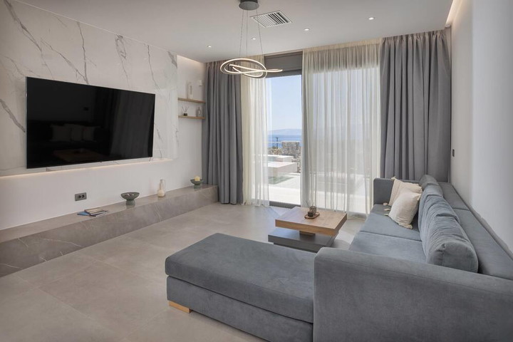 Sun Soaked Hillside Retreat - Elounda