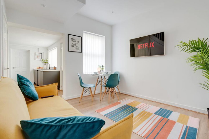 Perfect Modern 4 Bedroom House In Liverpool With Garden - Free Wi-fi - Parking - Liverpool