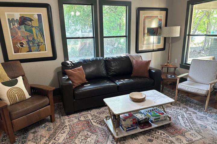2-bedroom House In Stephenvillewalk To Downtown And 2 Minutes From Tsu Campus - Stephenville, TX