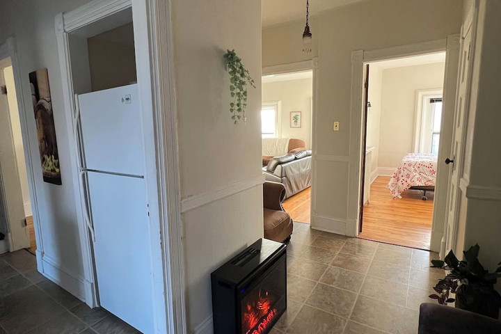 Suite Stay In Uptown Saint John! Sleeps 12 Td Station & Aquatic Centre 5min Walk - Saint John