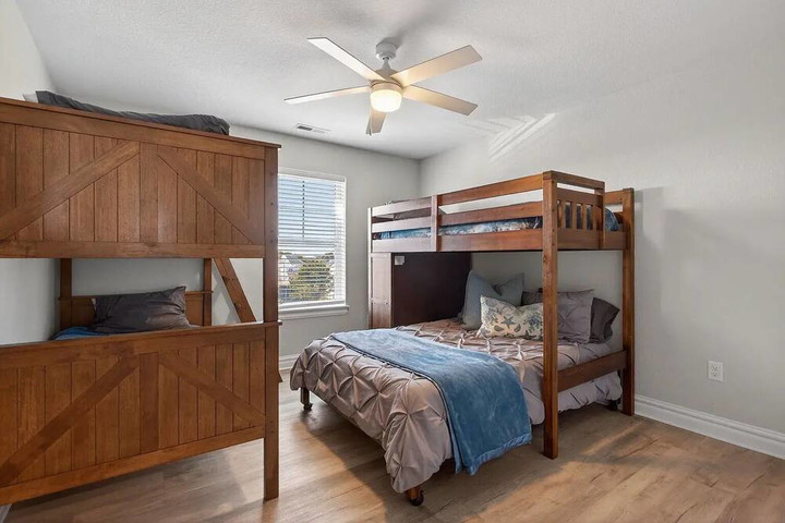 9br Luxury Beach House  Private Pool  On Back Bay W/dock - Sandbridge Beach, VA