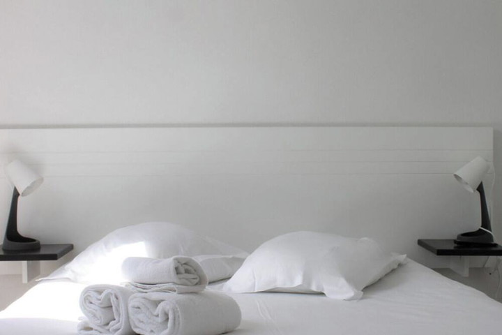 Rustic French Vibe | 9.3 Mi To Omaha Beach | Pet-friendly - Grandcamp-Maisy