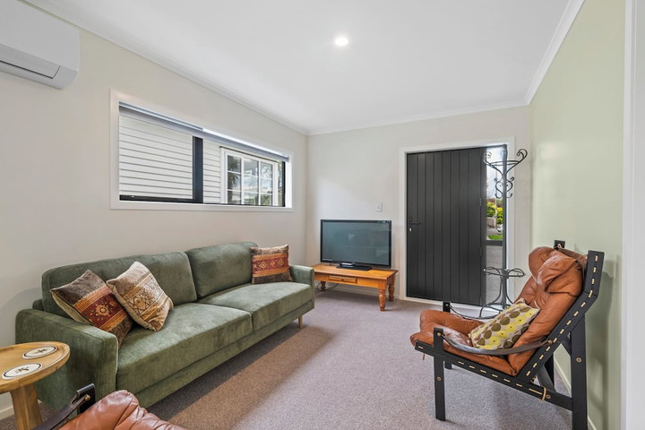 Birch Cottage - Greytown Holiday Home - Greytown