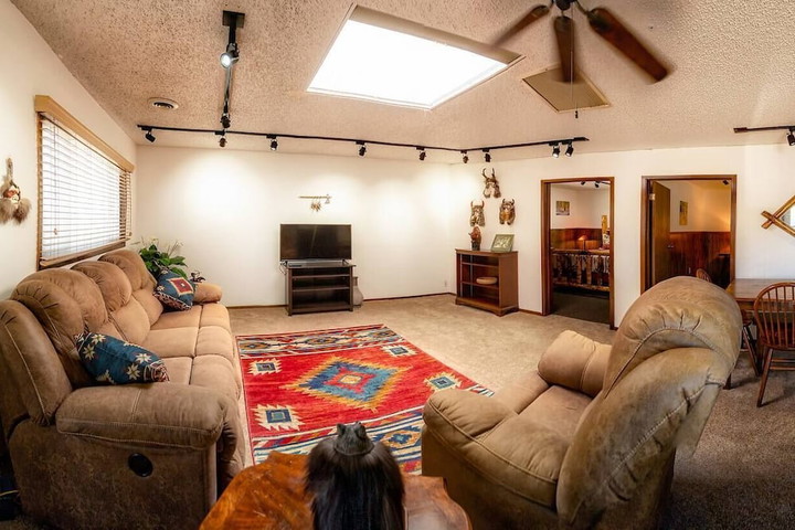This House Is A 3 Bedroom(s), 1 Bathrooms, Located In Thermopolis, Wy. - Thermopolis, WY