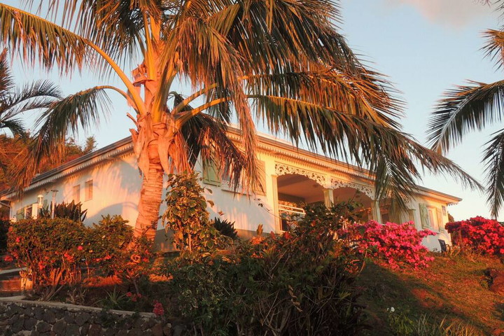 Gîte Créole Pour 6 Pers. à Saint-leu Avec Vue Sur La Baie - La Réunion
