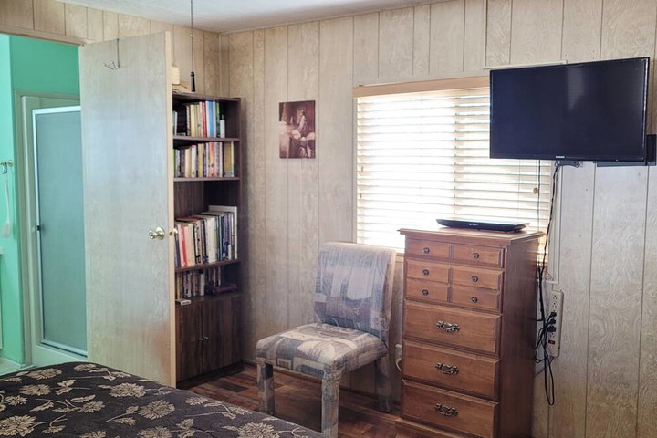 Roomy 2 Bedroom Home With Az.room. Wifi, Hi-fi, Air Condition Playhouse In Yuma - 