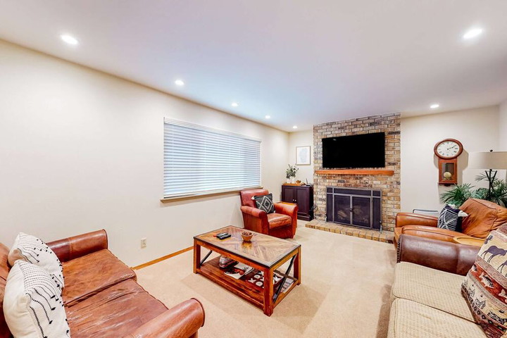Relaxing House With Wifi, Gas Fireplace, & Washer&dryer - Tahoe City, CA