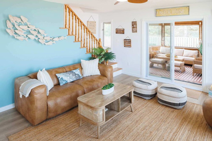 Waterfront Renovated Cottage With Heated Pool - Prince Edward Island
