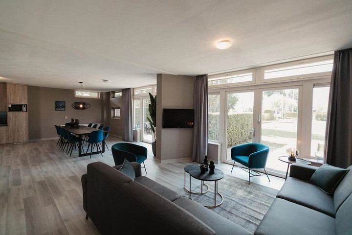 Semidetached Bungalow For 10 People With A Sauna - Deventer