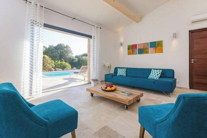 Villa A Liccia In The Heart Of The Macchia, With A Private Pool, Surrounded By Nature - Figari