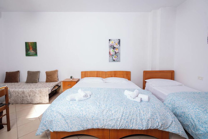 Sea View Studio | Balcony | 2-4 Guests - Vlorë