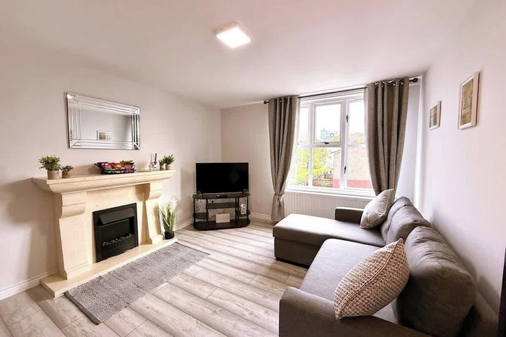 2br City Centre Apt | Sleeps 6 | Parking | Wifi - Derry