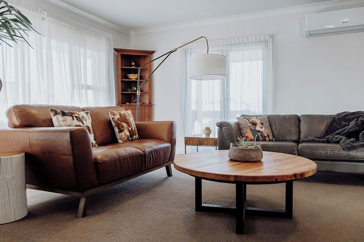 Little Luxe - Intimate, Warm & Wonderfully Styled - Hokitika