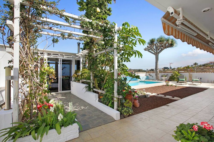 Vacation Home "ParaÃso" With Sea View, Pool & Wi-fi - Puerto de la Cruz