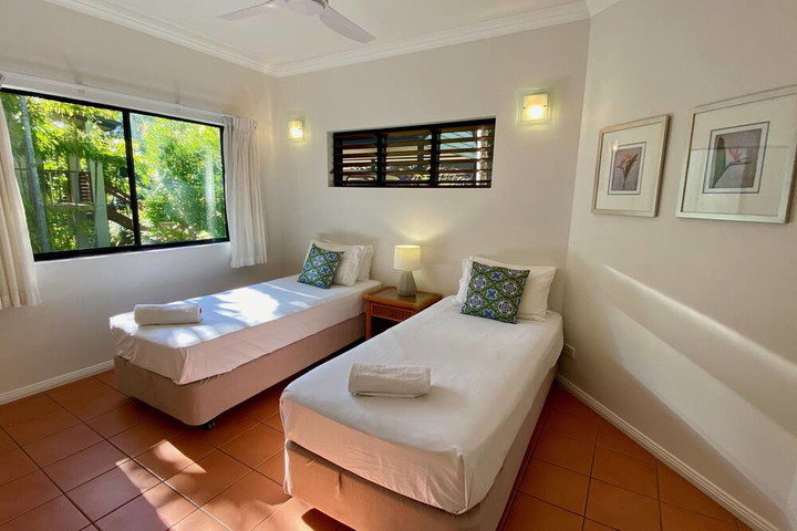 Compass Pt 5 - Hamilton Island - Great Barrier Reef - Whitsundays - Whitehaven - Hamilton Island