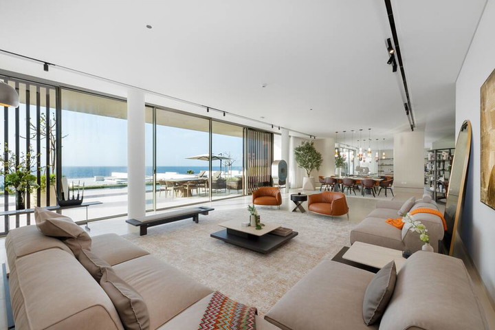 4br Coastal Haven W/ Private Pool | Al Zorah - Sharjah