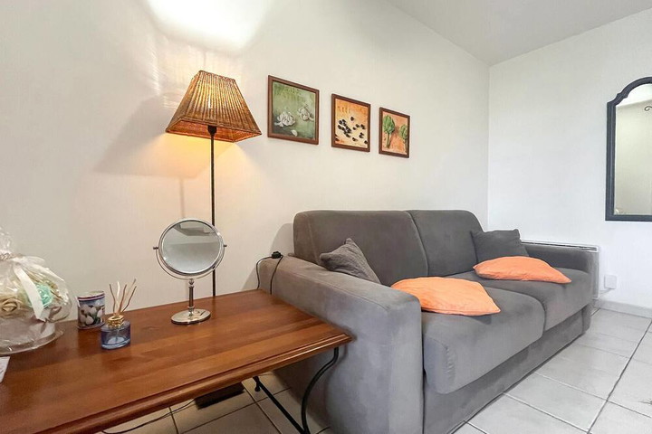 Awesome Apartment In Paradou With Swimming Pool - Camargue