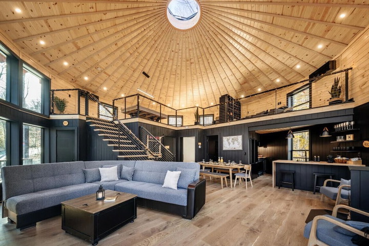 Mount Snow Yurt: Hot Tub~wood Stove~wifi~evcharger - Vermont
