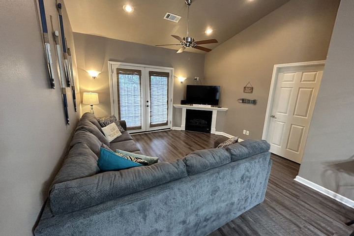 Charming, Conveniently Located Hot Springs Condo - Hot Springs, AR