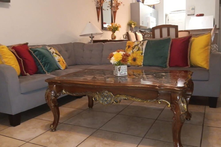 Lovely Bright High Ceilings Condo - Lake Wales, FL