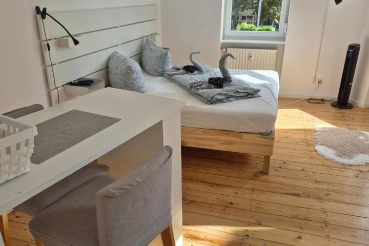 City Central Apartment House - Apt 1 - Kaiserslautern