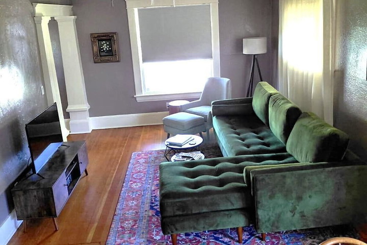Inviting 2-bedroom, 1-bathroom House With Large Backyard And Wifi In Corvallis - Corvallis, OR