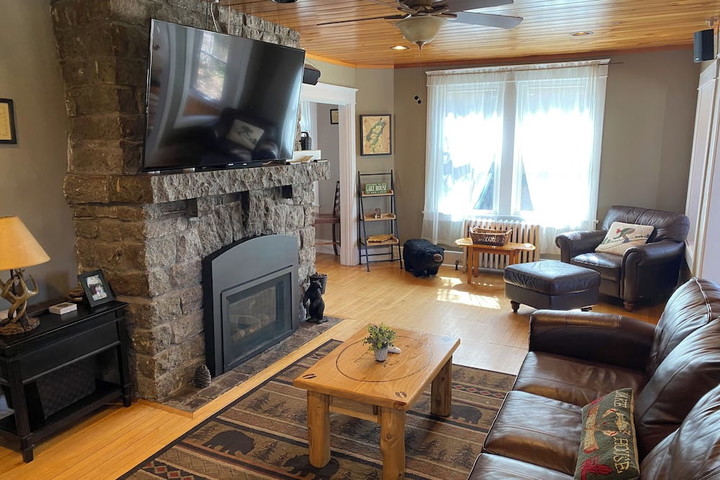 Comfortable Newly Renovated Home In The Heart Of Town! - Lake Placid, NY