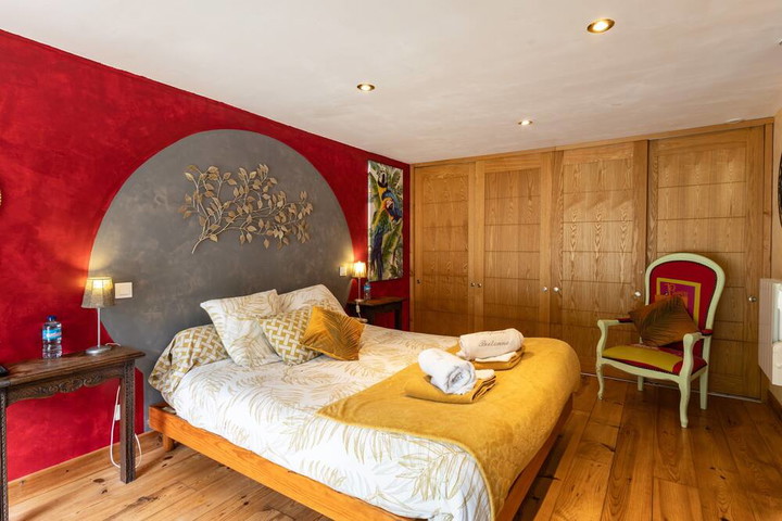 Maison Dhôtes « Chambre Ailleurs » Avec Terrasse Partagée, Jardin Partagé Et Wi-fi - Lannion