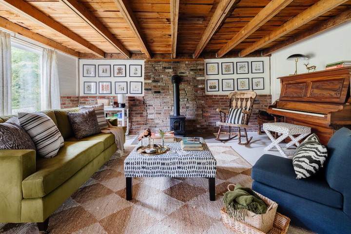 Berkshires / Great Barrington Chic & Cozy, Sleeps 10 - Monterey, MA