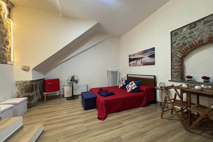 Red And Blue Apartment - Monterosso al Mare
