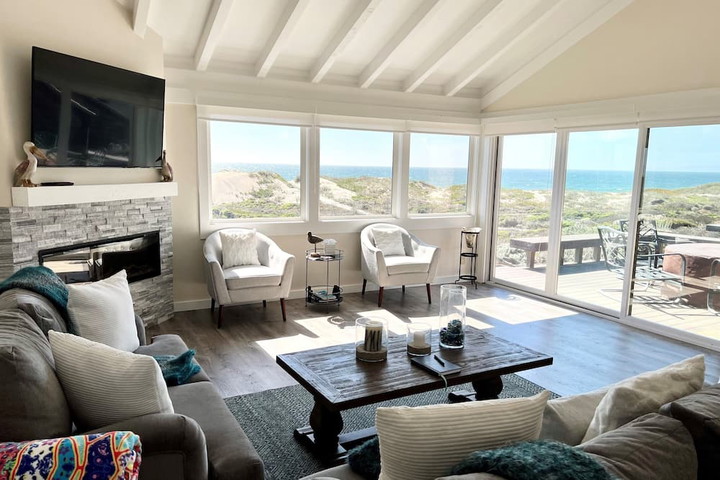 3 Bedroom Ocean Front (Sleeps 6) - Salinas, CA