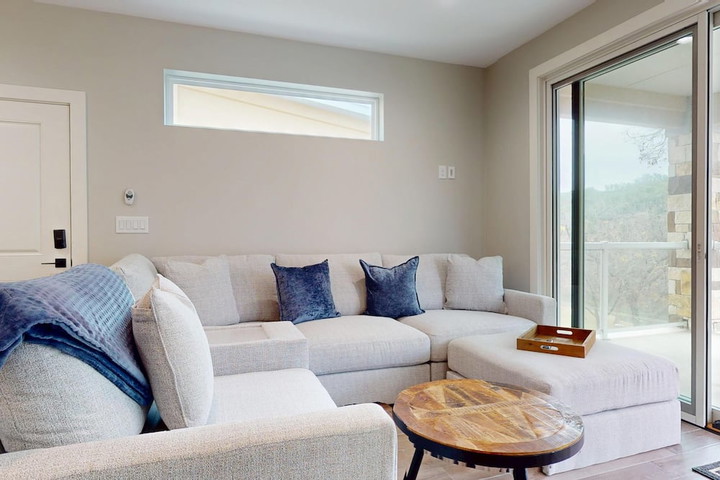 River City Resorts: Rio Guad 313: Remarkable Condo, Guadalupe River View! - Canyon Lake, TX