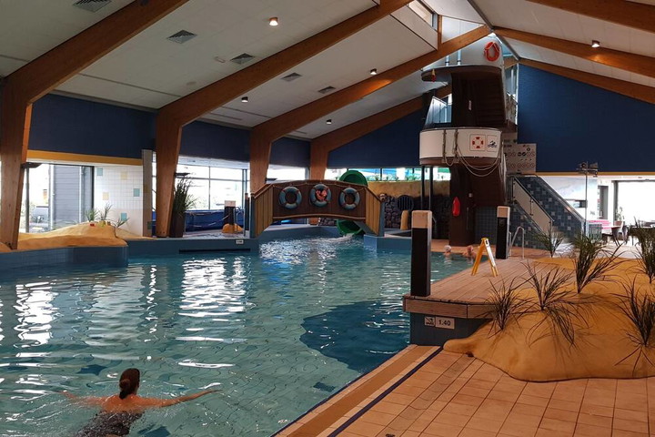 Modern Chalet In Renesse At The 5* Beach & Camping Resort Julianahoeve - Zeeland