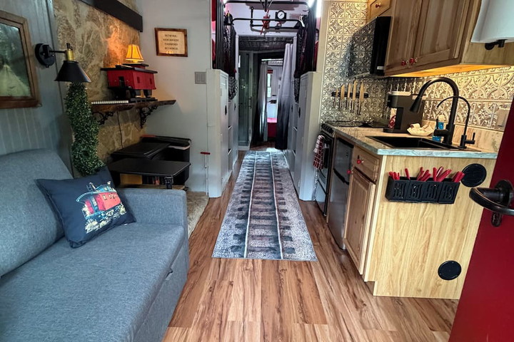 Where Railroad History Meets Luxury Living! - Shenandoah, VA