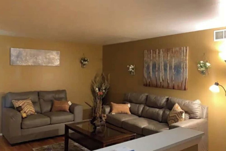 Cheerful 4br/12bd Ravishing Ranch - オハイオ州