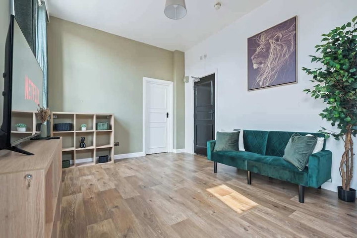 Twin Bed Studio Apartment | Coventry Cv2| Parking - Coventry
