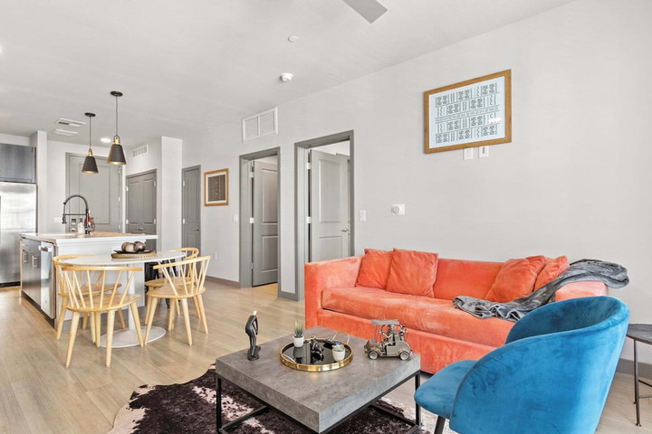 Cozysuites Phx Roro Gym, Pool, Pets, Parking! #14 - Phoenix, AZ