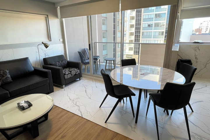 Deluxe One Bedroom Apartment - Newcastle