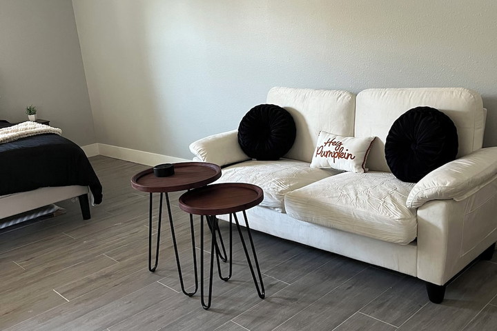 Cozy & Peaceful Studio With Wifi/ Fully Refurnished - Modesto, CA