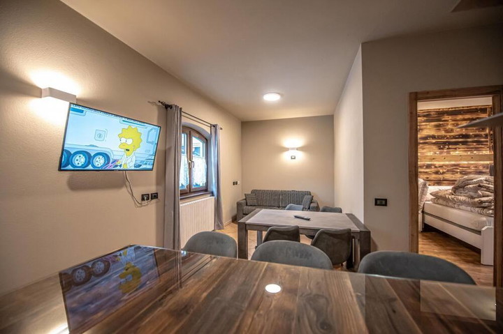 Terra Two-room Apartment In Chalet Nicolin - Livignorecently Renovated In 2025, The Terra Two-room Apartment Is Located In Chalet Nicolin, In A Quiet And Well-served Area Of Livigno. Perfect For A Relaxing Holiday, The Apartment Is Ideal For Couples, - Livigno