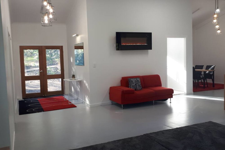 Lucas Parklands - The Cube, Peaceful Getaway With Direct Access To 'Great Walk' - Montville