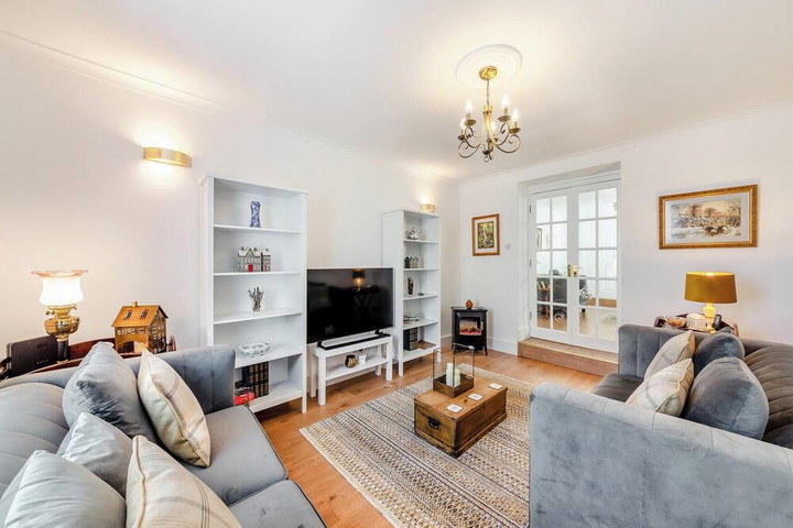2 Bedroom Accommodation In Alnwick - Alnwick