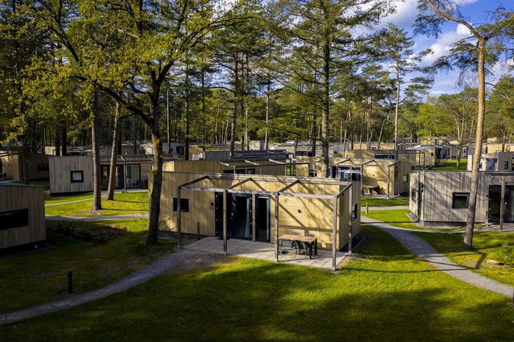 Chalet Nabij Eindhoven In Groene Omgeving - 