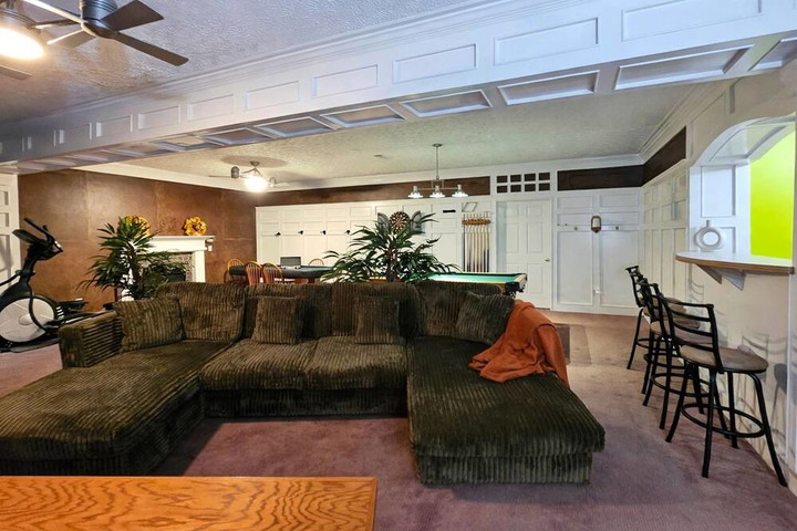 Cozy 2br Retreat Near Lake Lanier & Mall Of Ga Private, Peaceful, Festive - Buford, GA