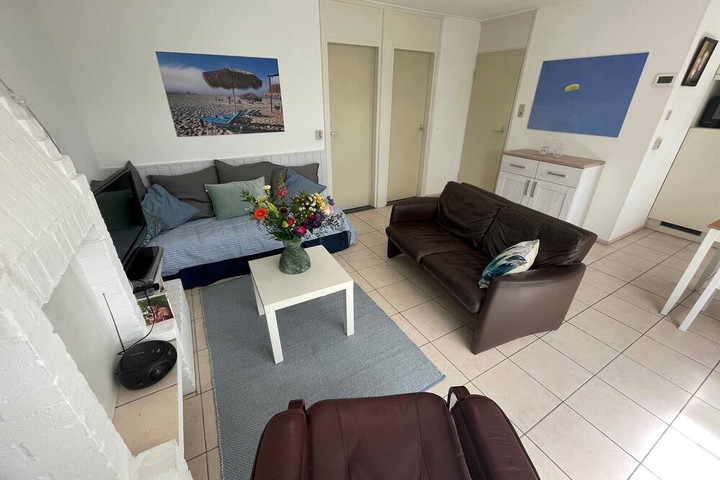 Cosy Detached Simple Bungalow Within Walking Distance Of Lake Veere (Beach) And Marina. - Zeeland