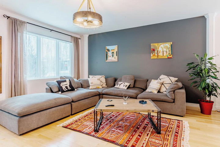 Beautiful Home For You - Sherbrooke